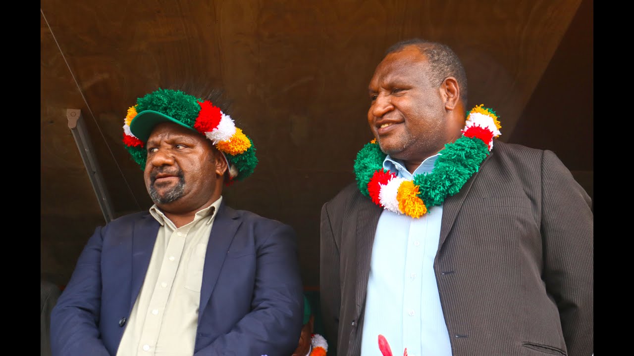 Pangu Pati candidate Stanley Liria addresses Ialibu-Pangia - YouTube