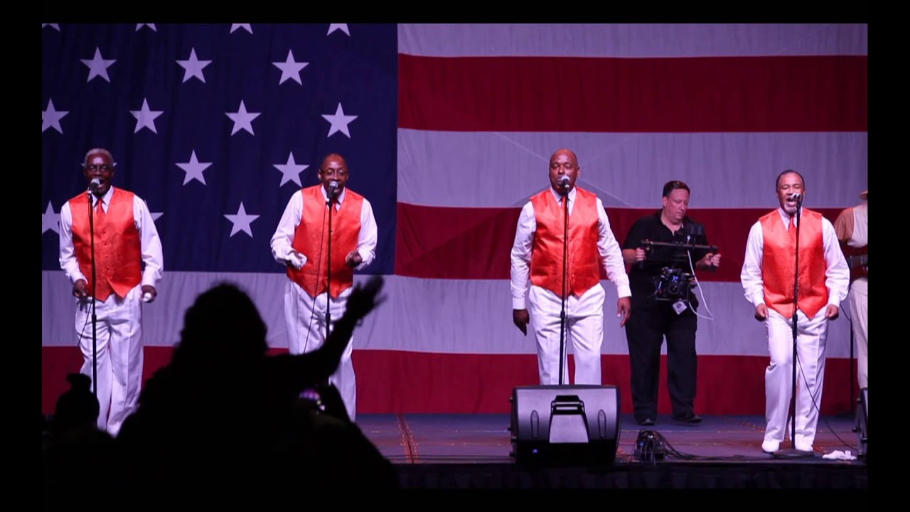 Men 4 Christ at the Midway 2015 - YouTube