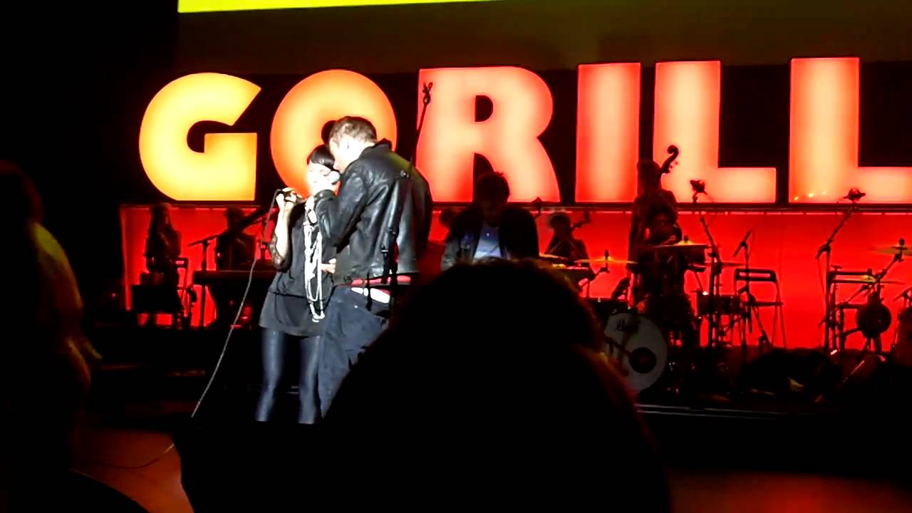 Gorillaz - To Binge - Dodge Theater - Phoenix, AZ (Live) 16 of 25 - YouTube