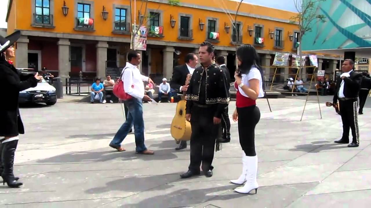 America Ramirez detras de camaras de su video musical "Viva Mexico ...