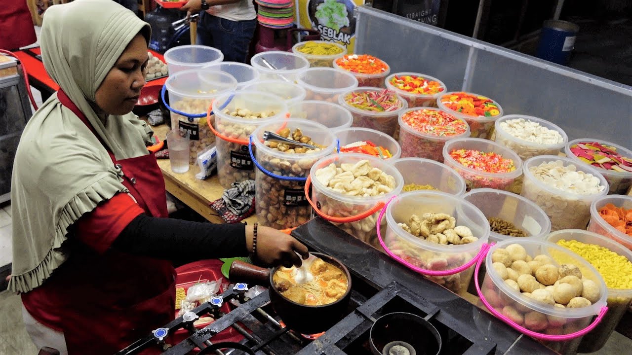 Buffet Seblak 🌶️ | The Most Popular Spicy Foods of Indonesia's | Street ...