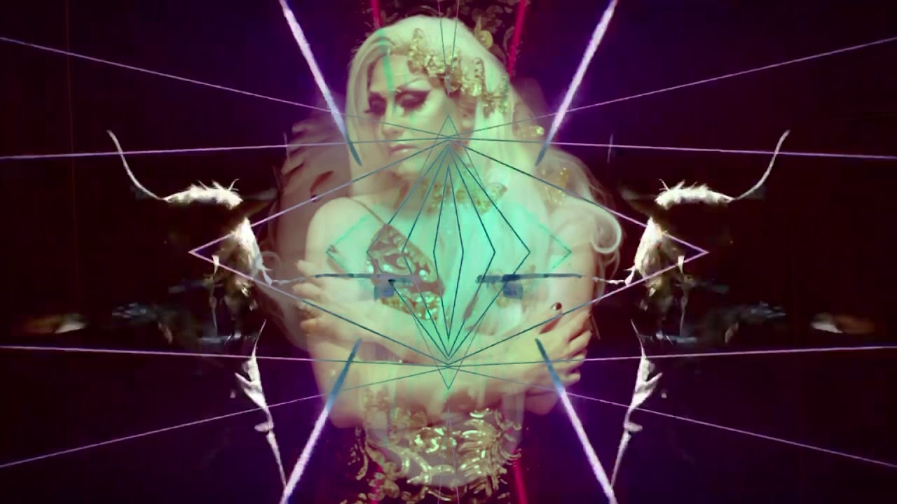 Visuals for Candy Warhol Drag Queen. - YouTube