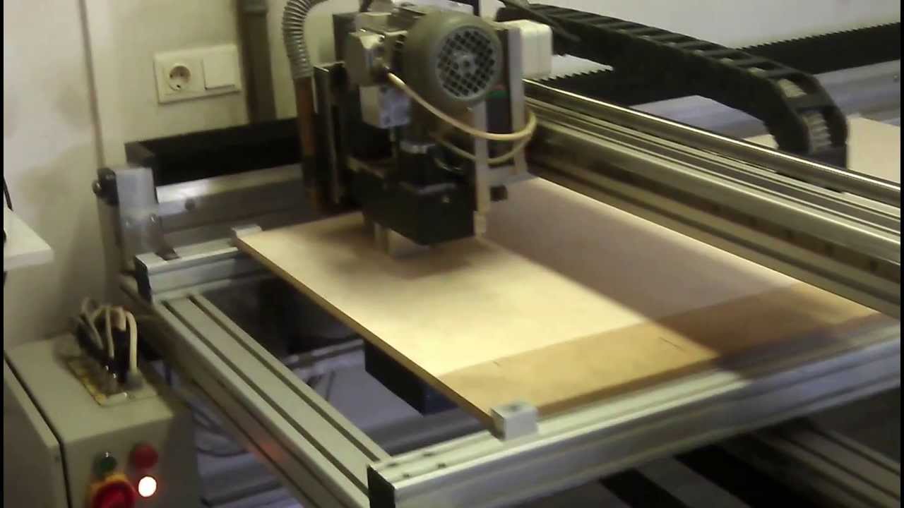 CNC automata fűrész- fűrész szakasz - YouTube