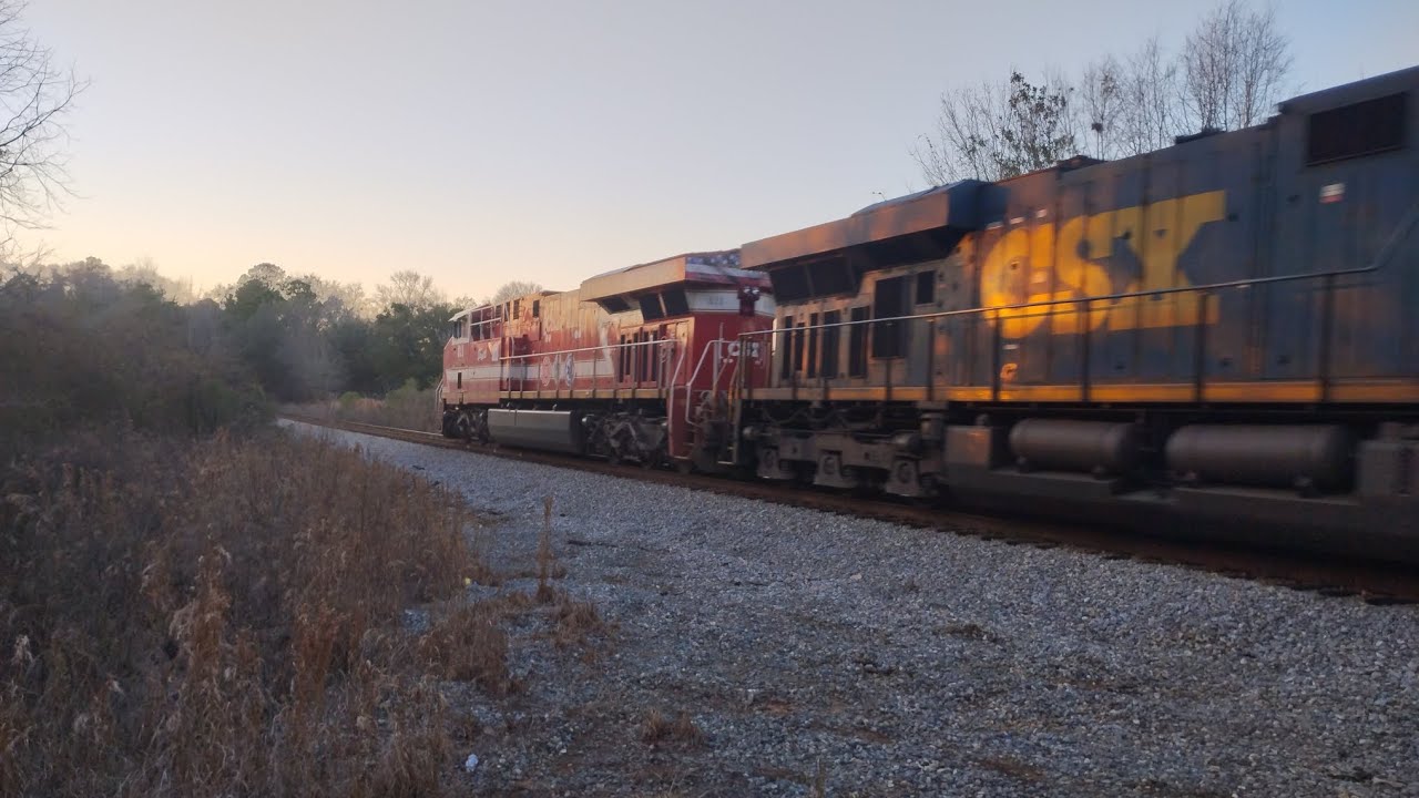 CSX M650 at Sunset Led by CSX 911 - YouTube