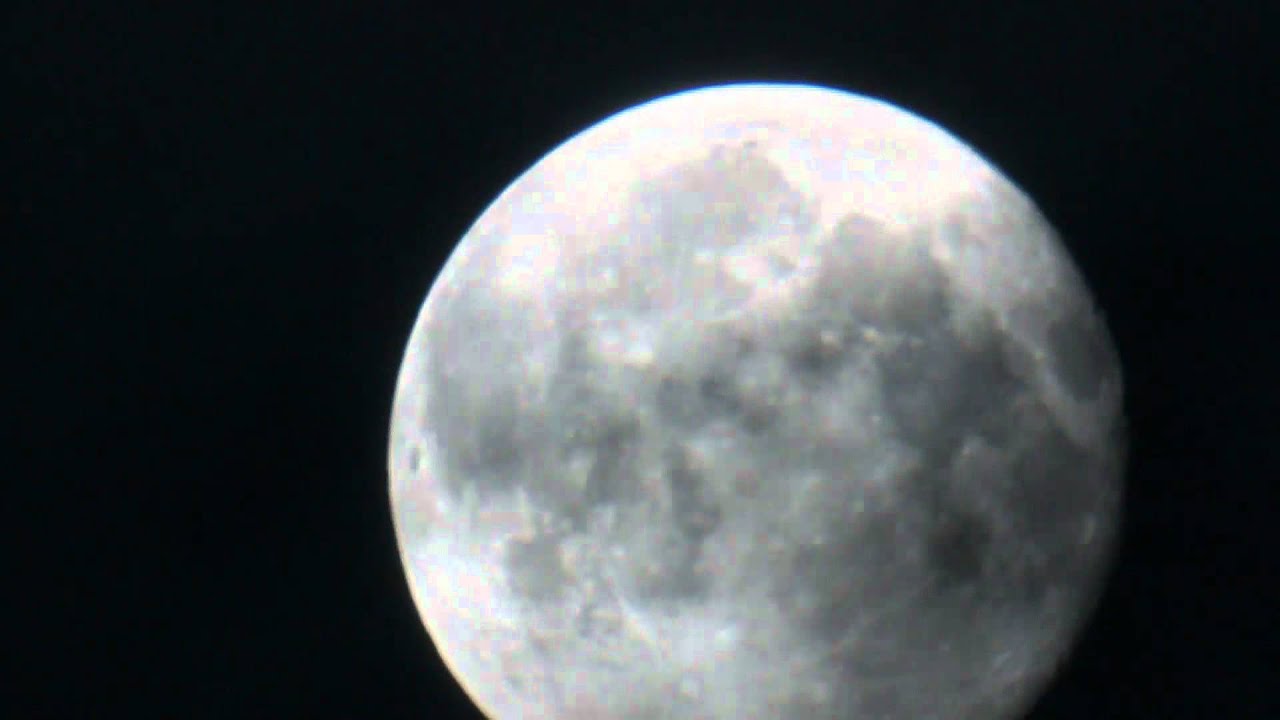 The Moon,filmed with Ennex 800mm Mirror Lens.mp4 - YouTube