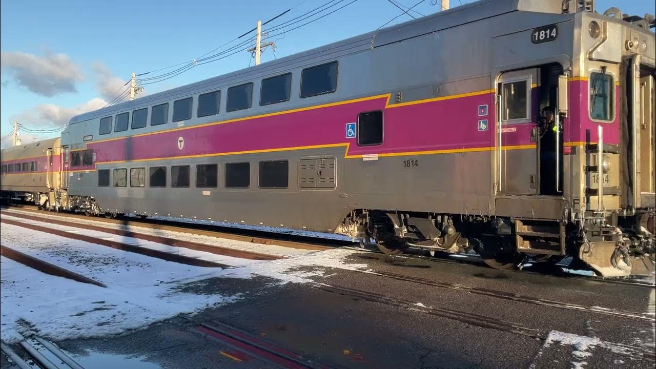 MBTA *Northside* GP40MC 1121 - CTC-5 1814 Inbound for Boston - YouTube