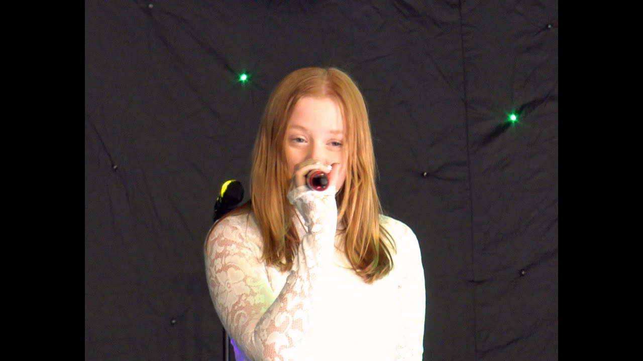 Emelie Englund - Try - YouTube