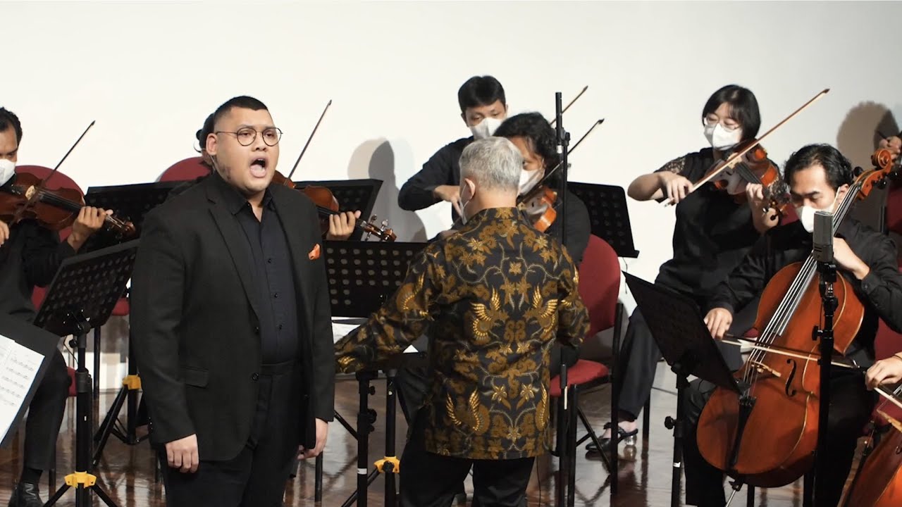 Mochtar Embut: Selections of Art Songs for Tenor & Strings - Pharel ...