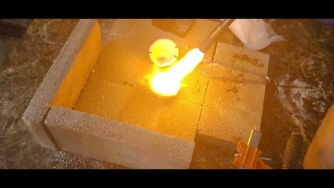 How to Glazing a small crucible - YouTube