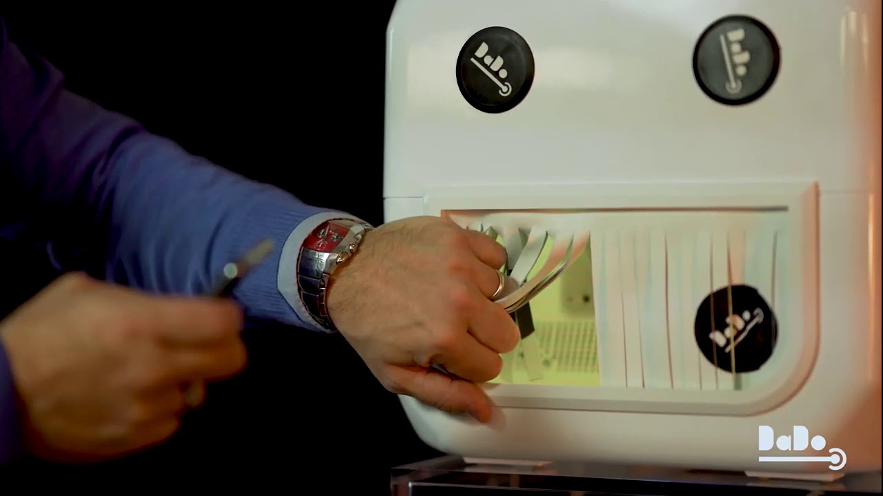 LAVAL Europe - Machine de soudage laser DADO - YouTube