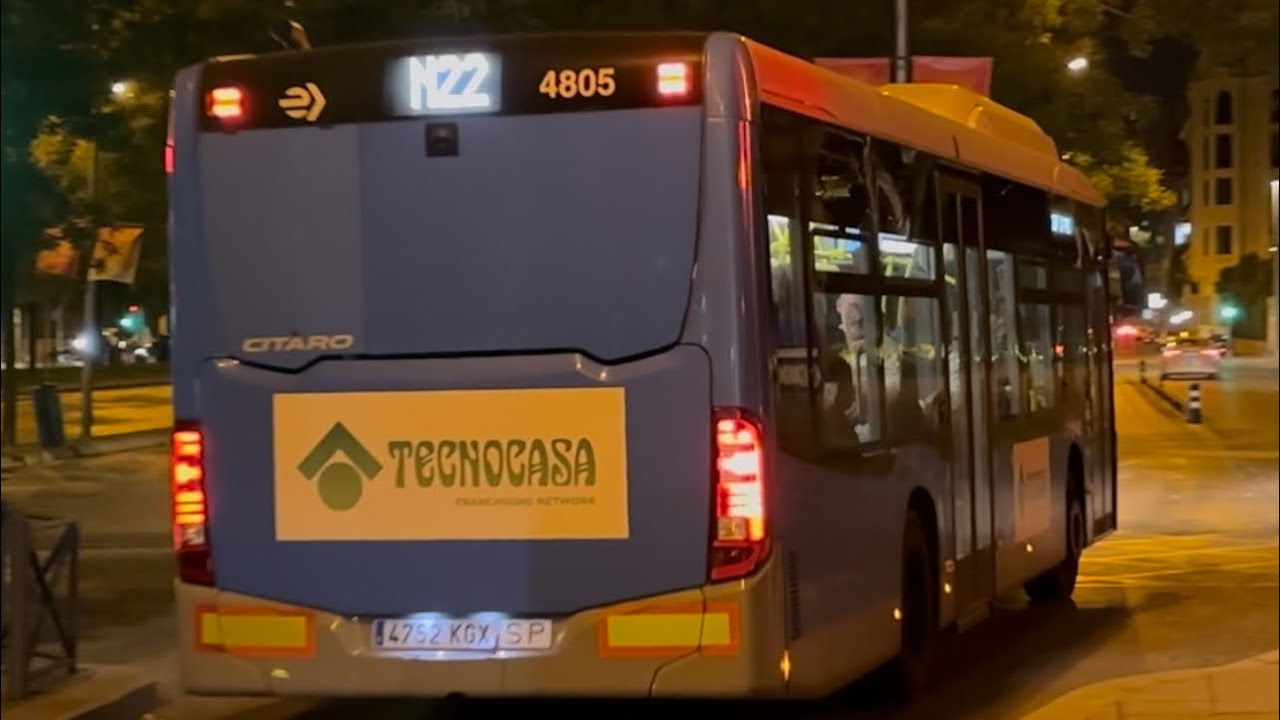 Mercedes-Benz o530 GNC 4805 EMT Madrid realizando el servicio nocturno ...