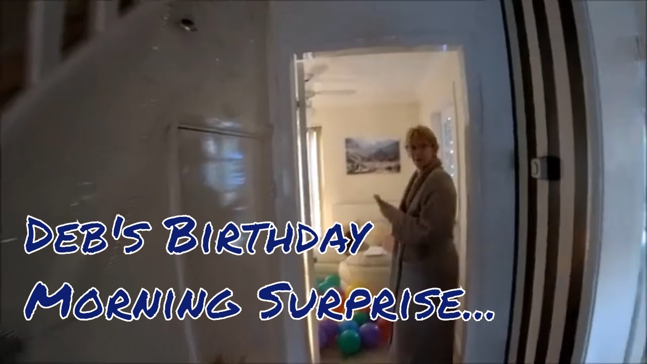 Debs Birthday and Teddy discovering balloons - YouTube