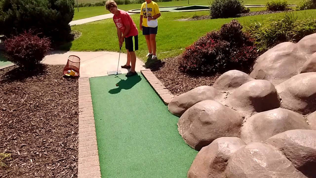 Mini golf master - YouTube
