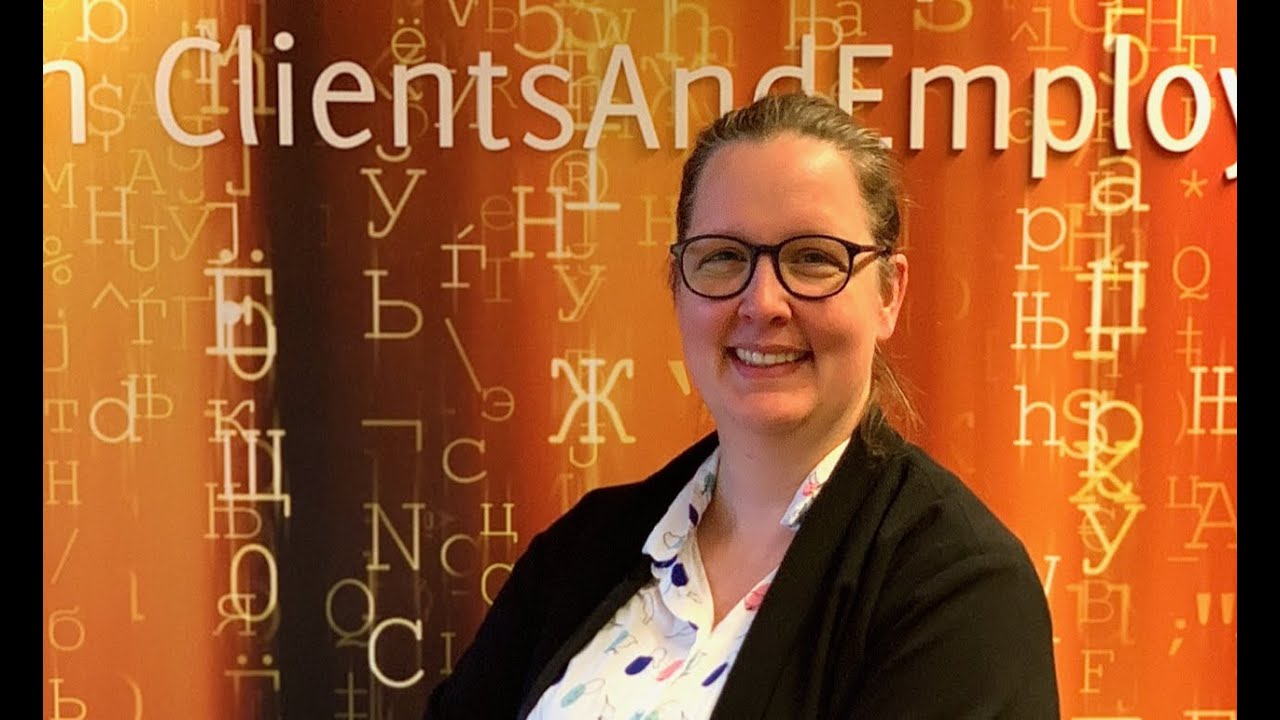 Het HappinessBureau interviewt Astrid Karsten - YouTube