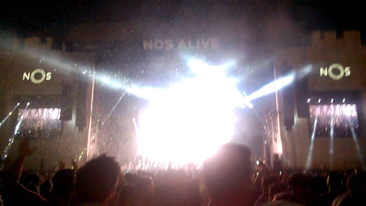 Optimus Alive / NOS Alive - Buraka Som Sistema - 11 de Julho 2014 - YouTube