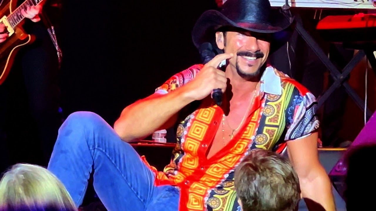 VEGAS McGRAW (TIM McGRAW TRIBUTE STAR) LIVE FROM LAUGHLIN, NV - YouTube