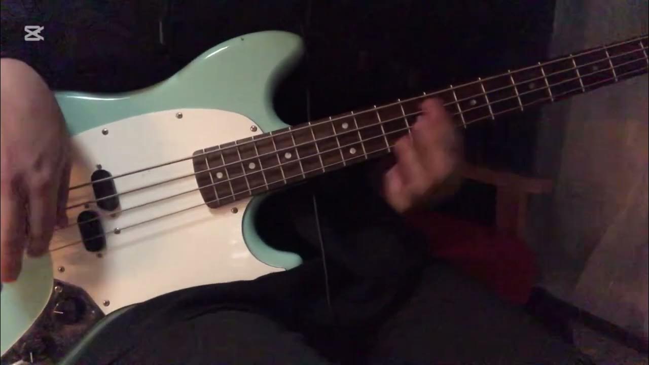 Kroi 熱海 bass cover - YouTube