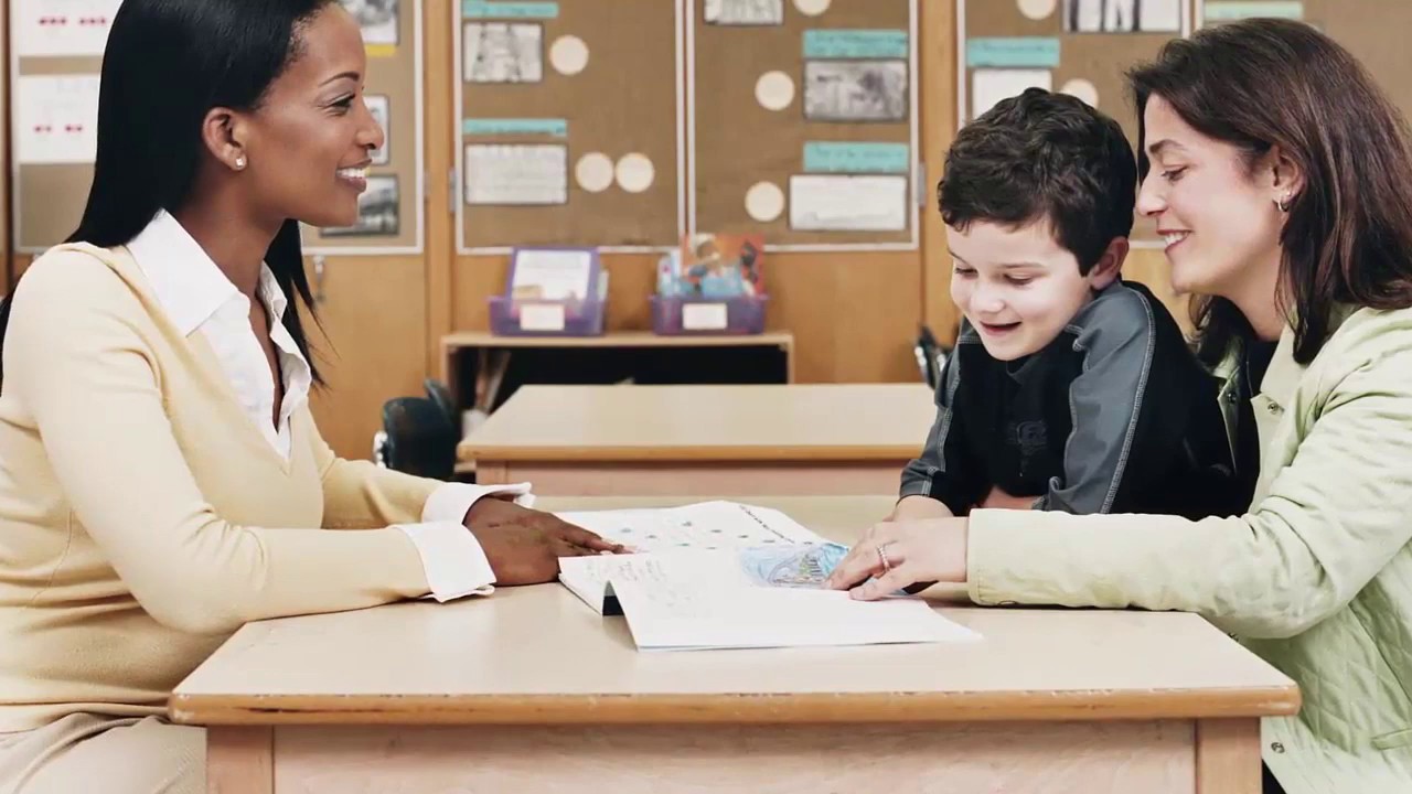 Ask the Trainer: Teaching Manners - YouTube