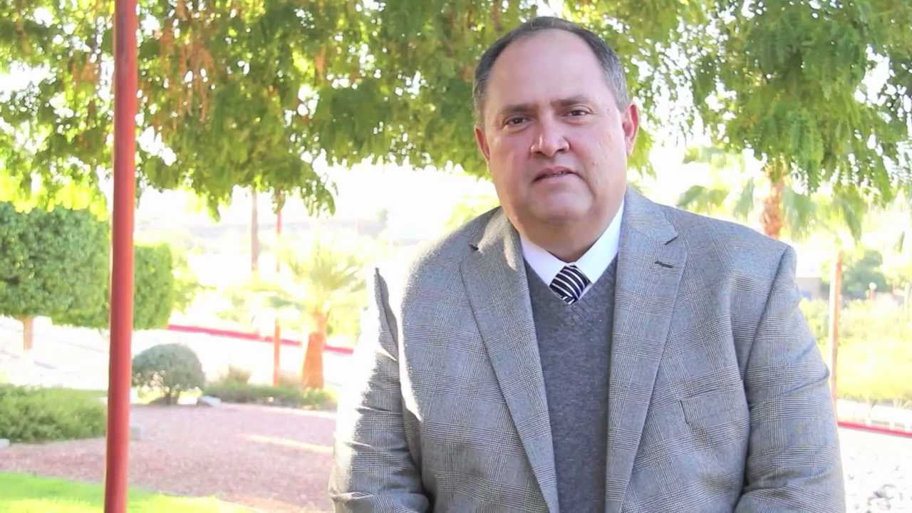 Mensaje de Bienvenida del Dr. Javier Quezada - YouTube