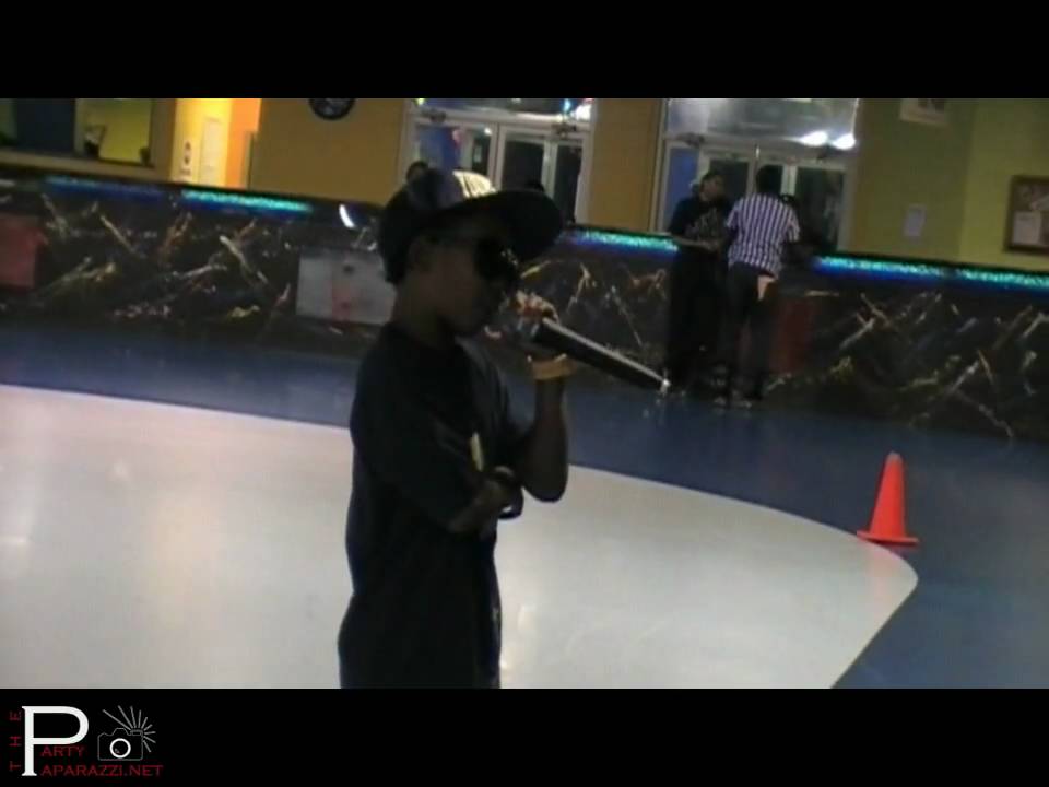 Young Amory Live @ The Greenbrier Skating Center - YouTube