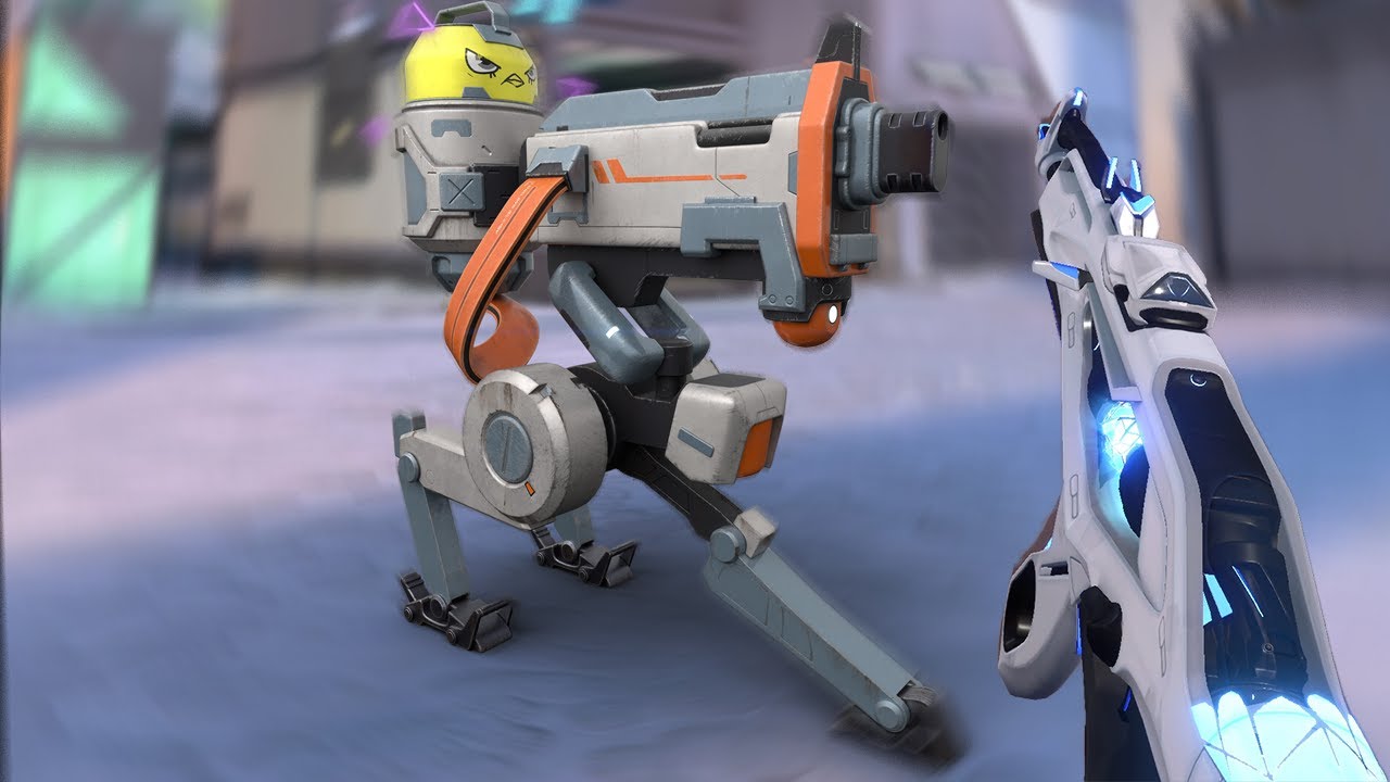 Cosplaying like a Killjoy Turret gave me aimbot - YouTube