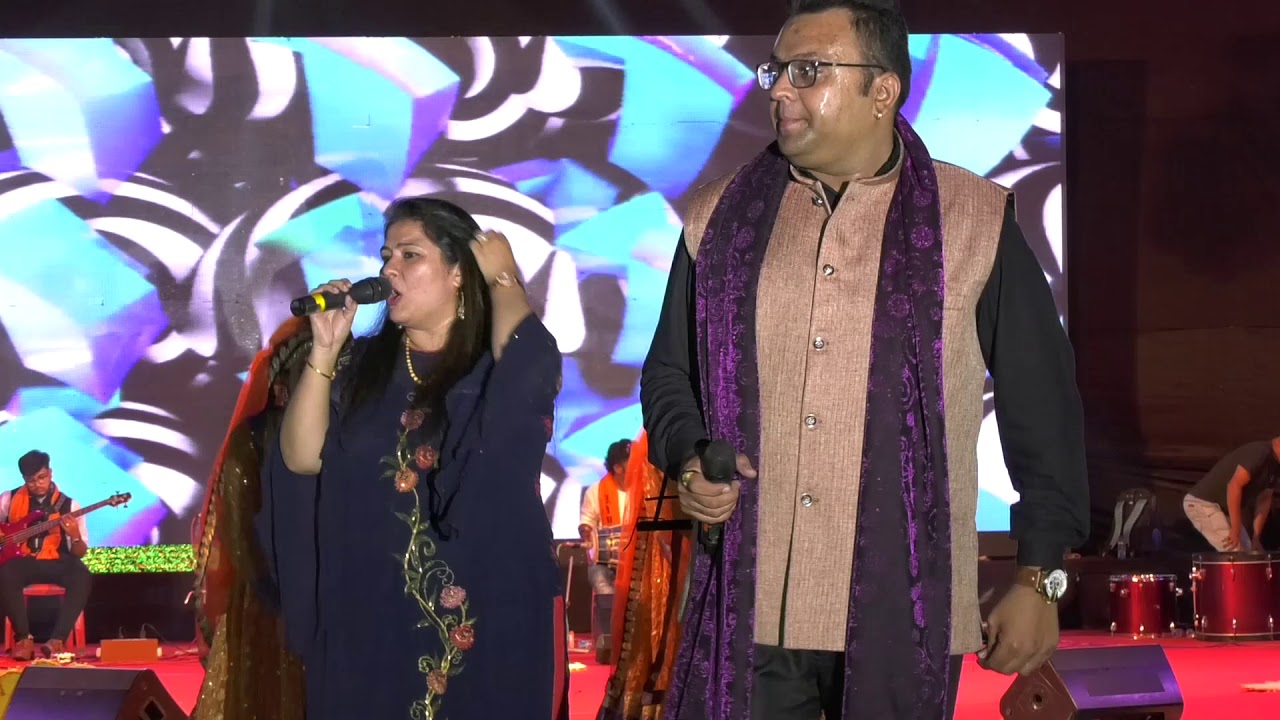 Sindhi Abaani Boli_Saral Roshan & Manju Shree_Sindhi Live Video - YouTube