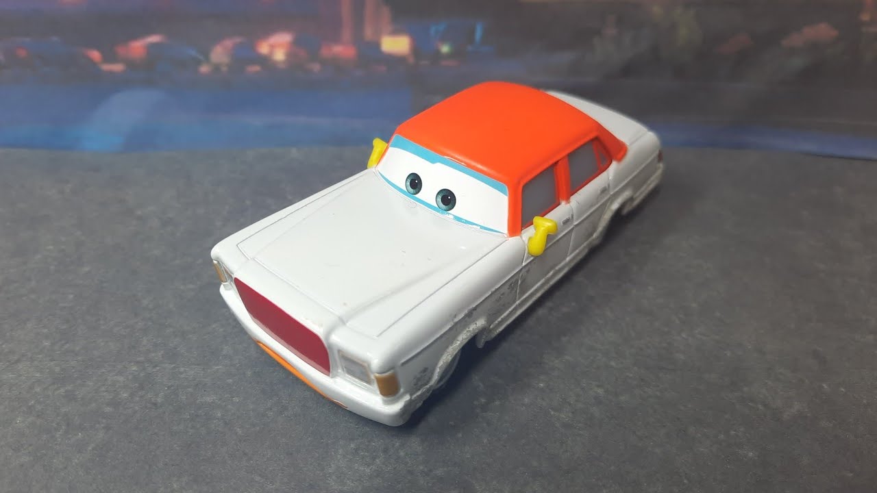 Mattel Disney/Pixar Cars Circus Sedan (P.T. Flea's Troupe) Super Chase ...