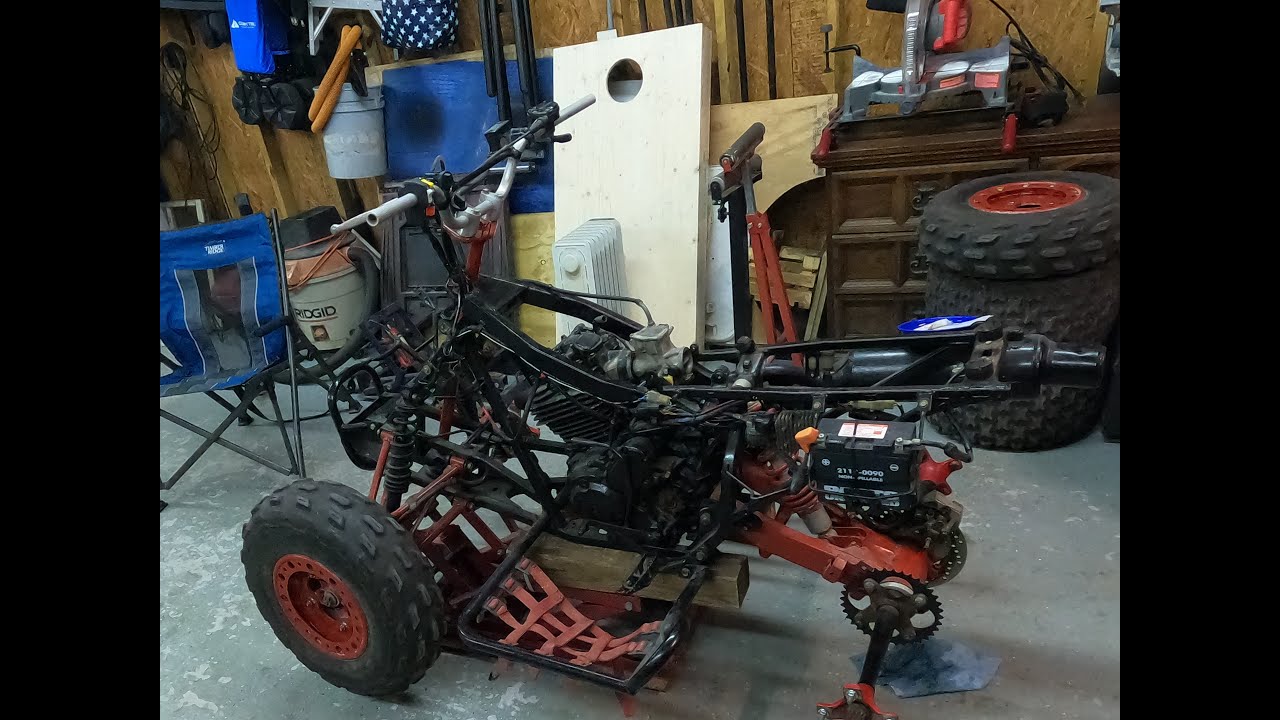 FIRST START!!! "From Crappy to Scrappy 300EX Build" - YouTube