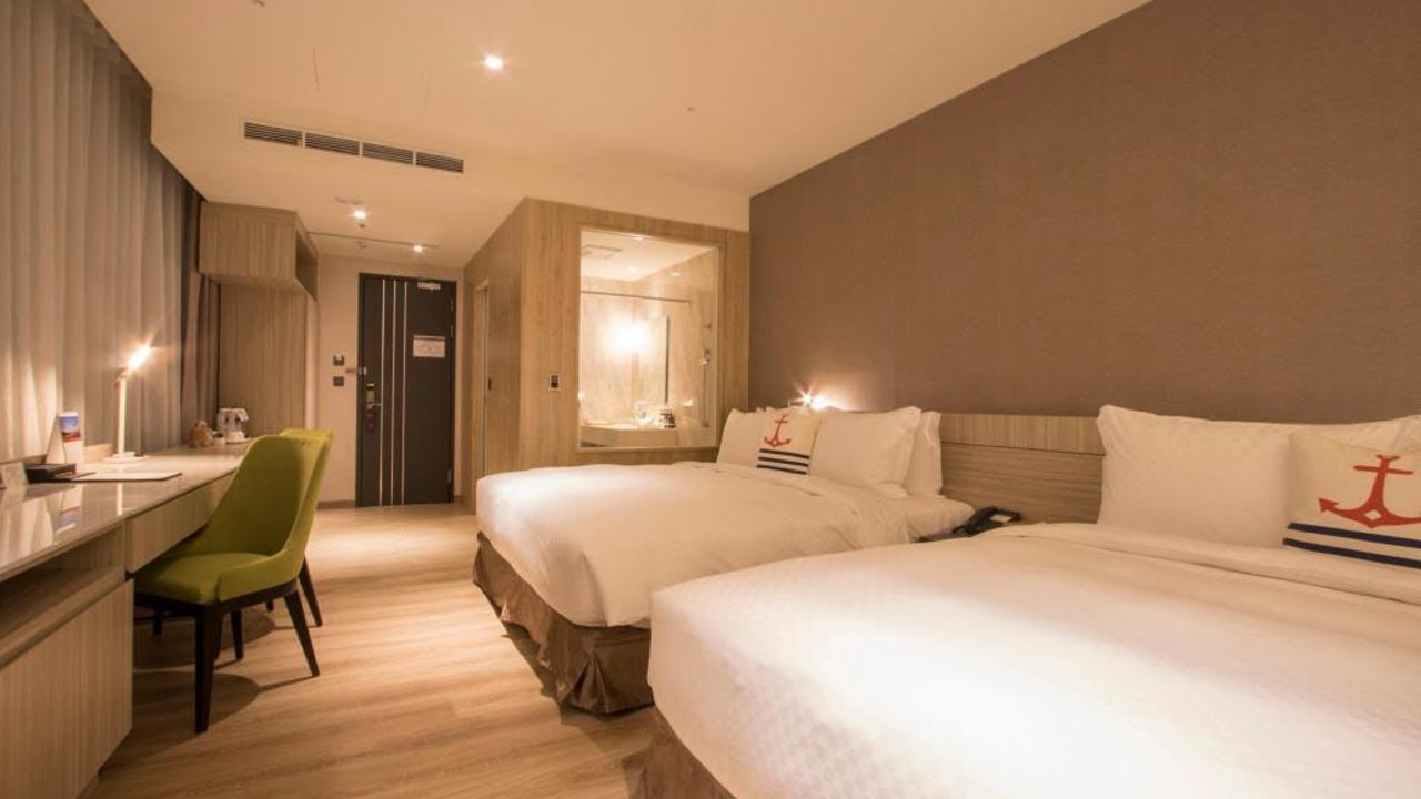 #HotelKDM #Review AJ Hotel - YouTube