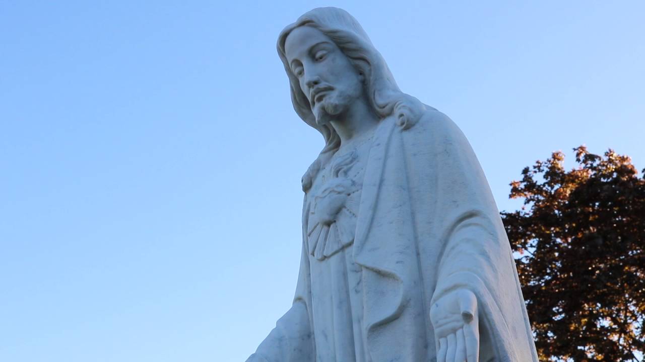 FREE HD STOCK FOOTAGE OF A Jesus Statue - YouTube