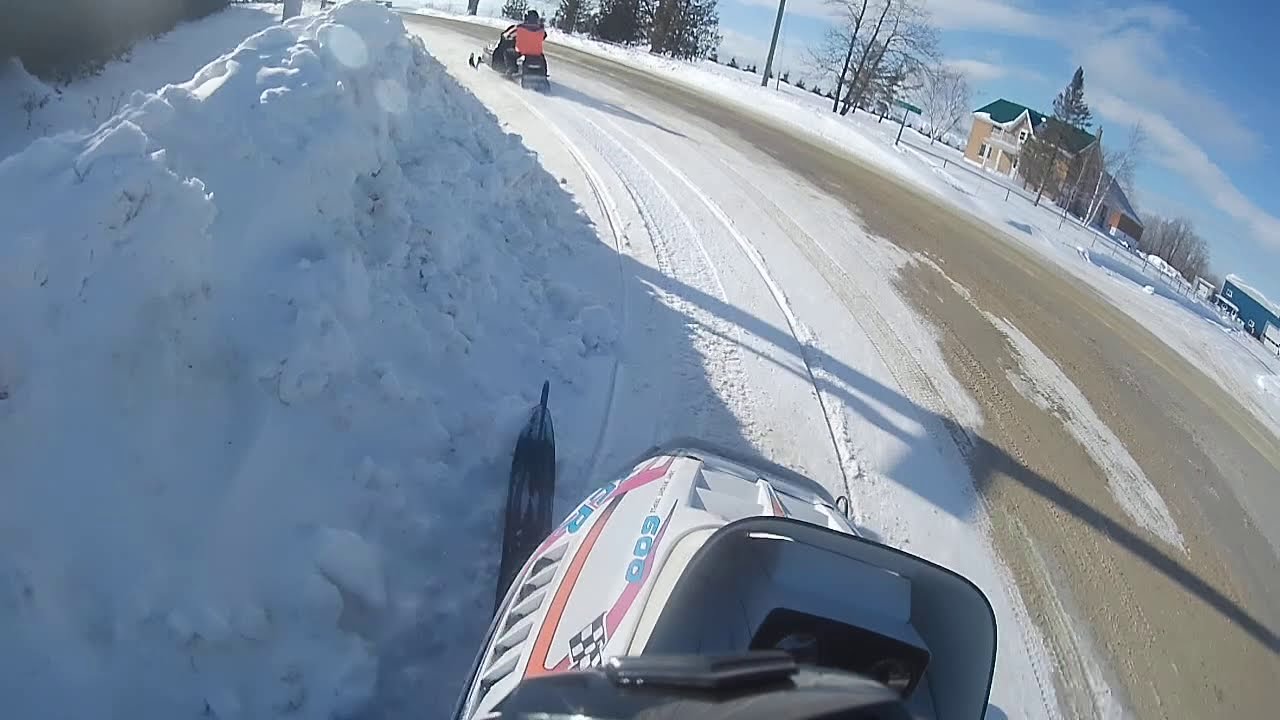 95 xcr 600 90 sport 340 and 98 thundercat 1000 going for a cruise part ...