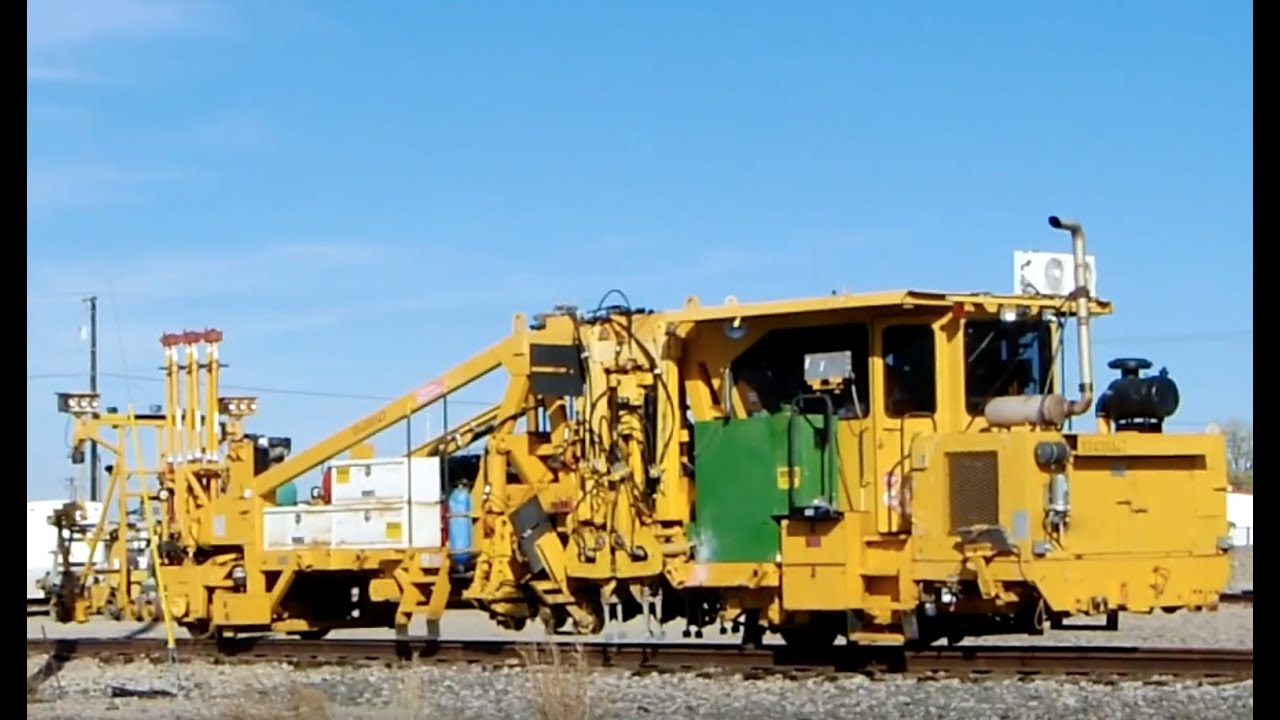 MoW and BNSF Highrail Movements in Frisco, Texas - YouTube