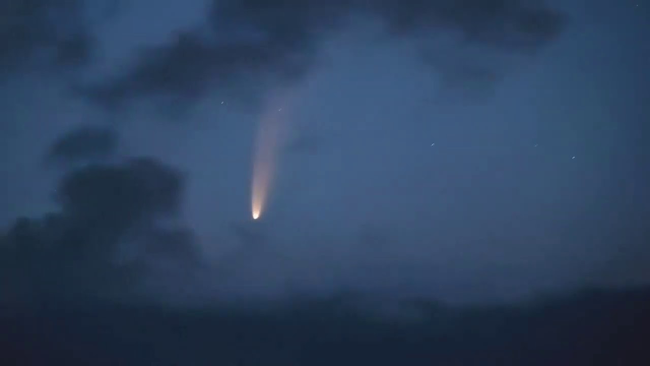 COMETA NEOWISE 2020 TIMELAPSE 4K - YouTube