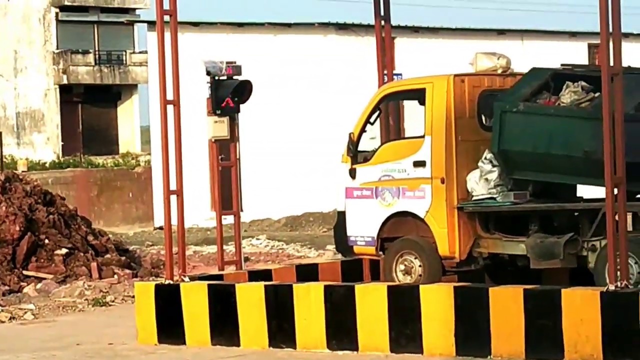 Smart Solid Waste Management System - YouTube