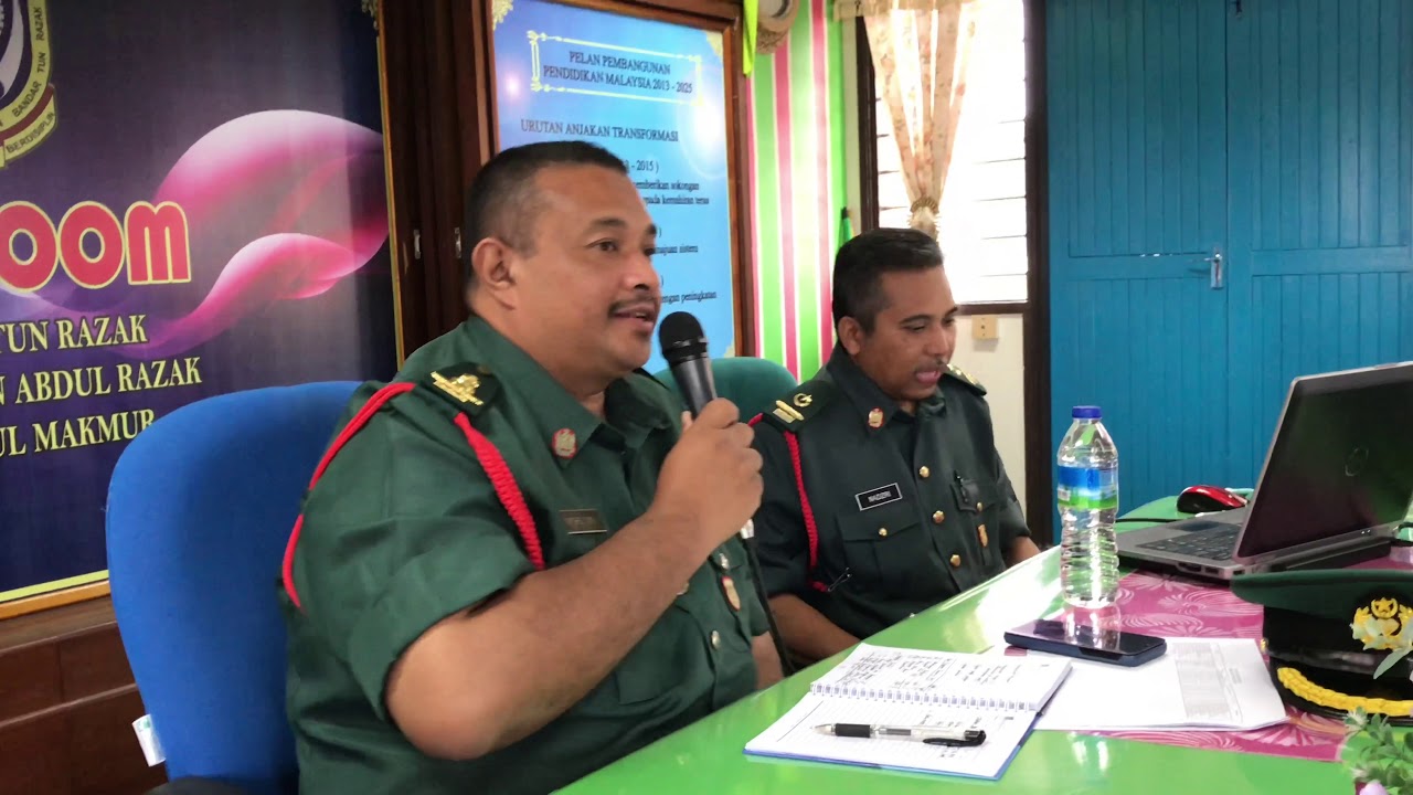 Diskusi Akademik Pelajar Target SPM 2020 - YouTube