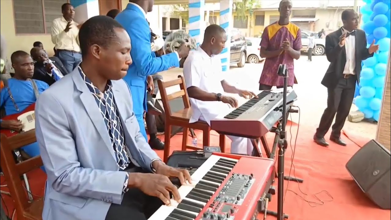 38th Anniversary of Message of Grace ,Ashaiman -- Song Session (Wisdom ...