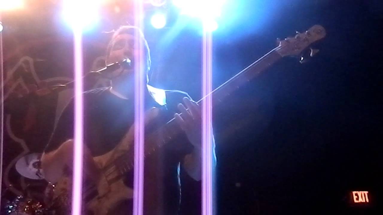 Alien Ant Farm - Glow - 7/31/11 - YouTube