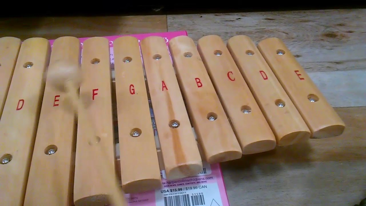 the godzilla theme but played on a xylophone at homegoods - YouTube