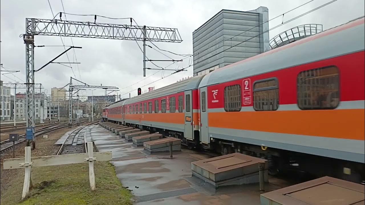 EP07P! z wagonami polregio do Leszna - YouTube