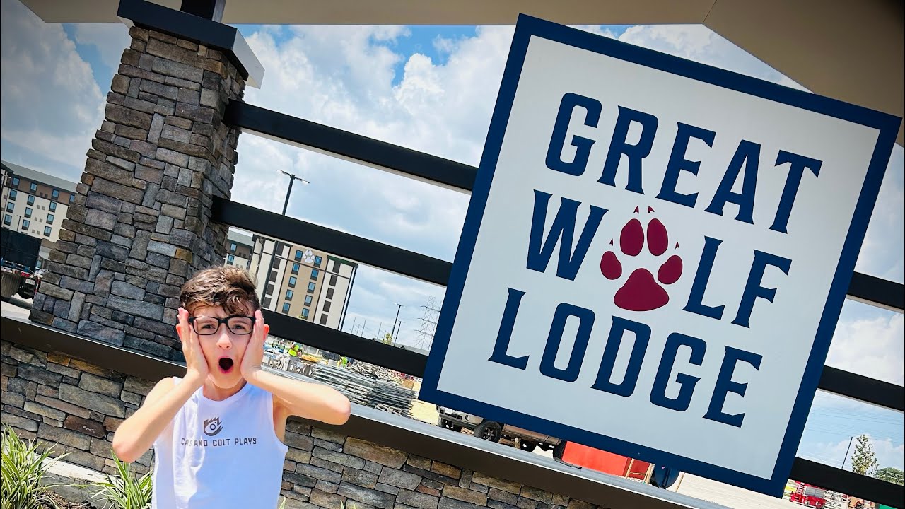 Testing out Webster great wolf lodge’s water slides before it opens ...