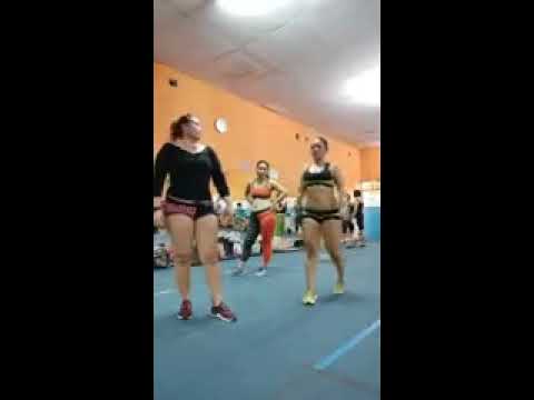 Goyangan mantap para janda di tempat fitnes