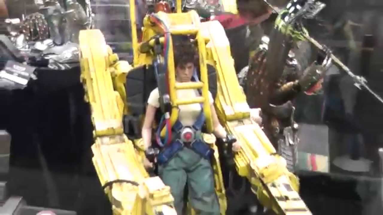 HOT TOYS POWER LOADER 2.0 WITH ELLEN RIPLEY SDCC 2014 ALIEN - YouTube