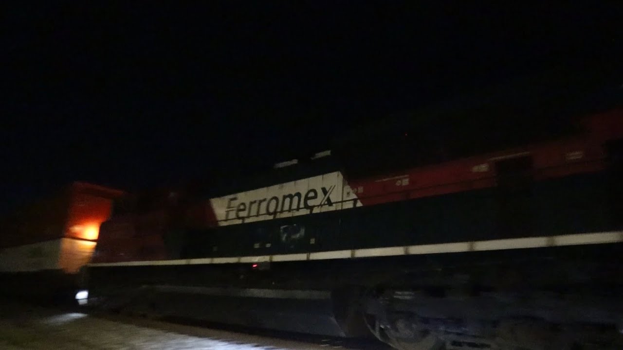 BNSF ES44DC #7626 leads NS 265 w/ a Ferromex SD70ACe 2/2!! - June 22 ...