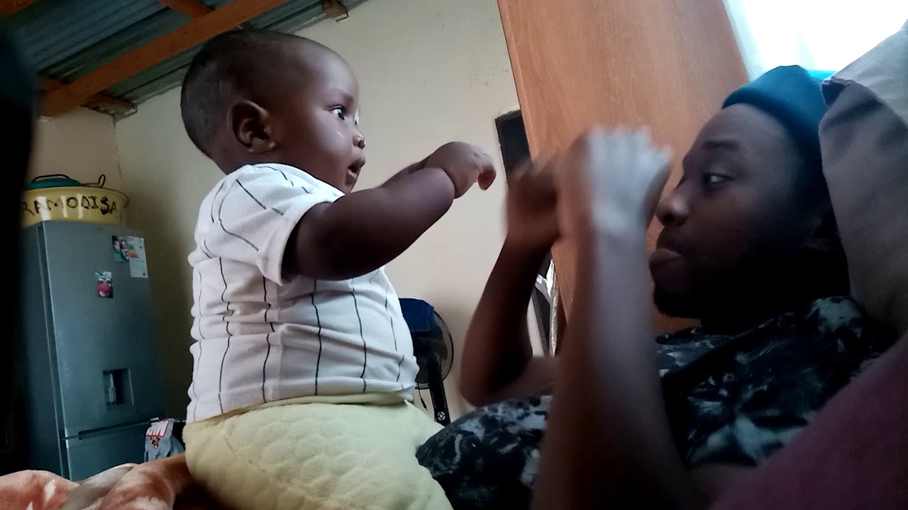 Tinie-Waizy and baby mOOn dancing am dancing with my kid man his just ...