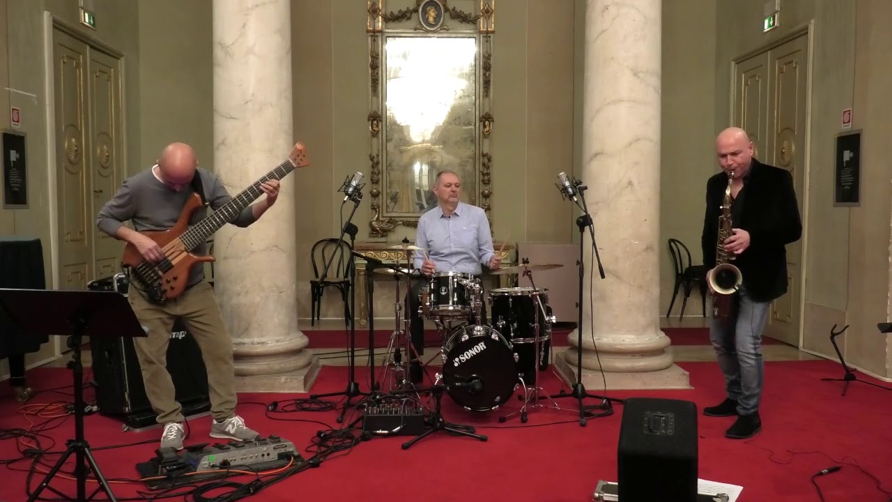 Bernie’s Tune - Alessandro Scala - Gianluca Berardi - Cico Cicognani ...