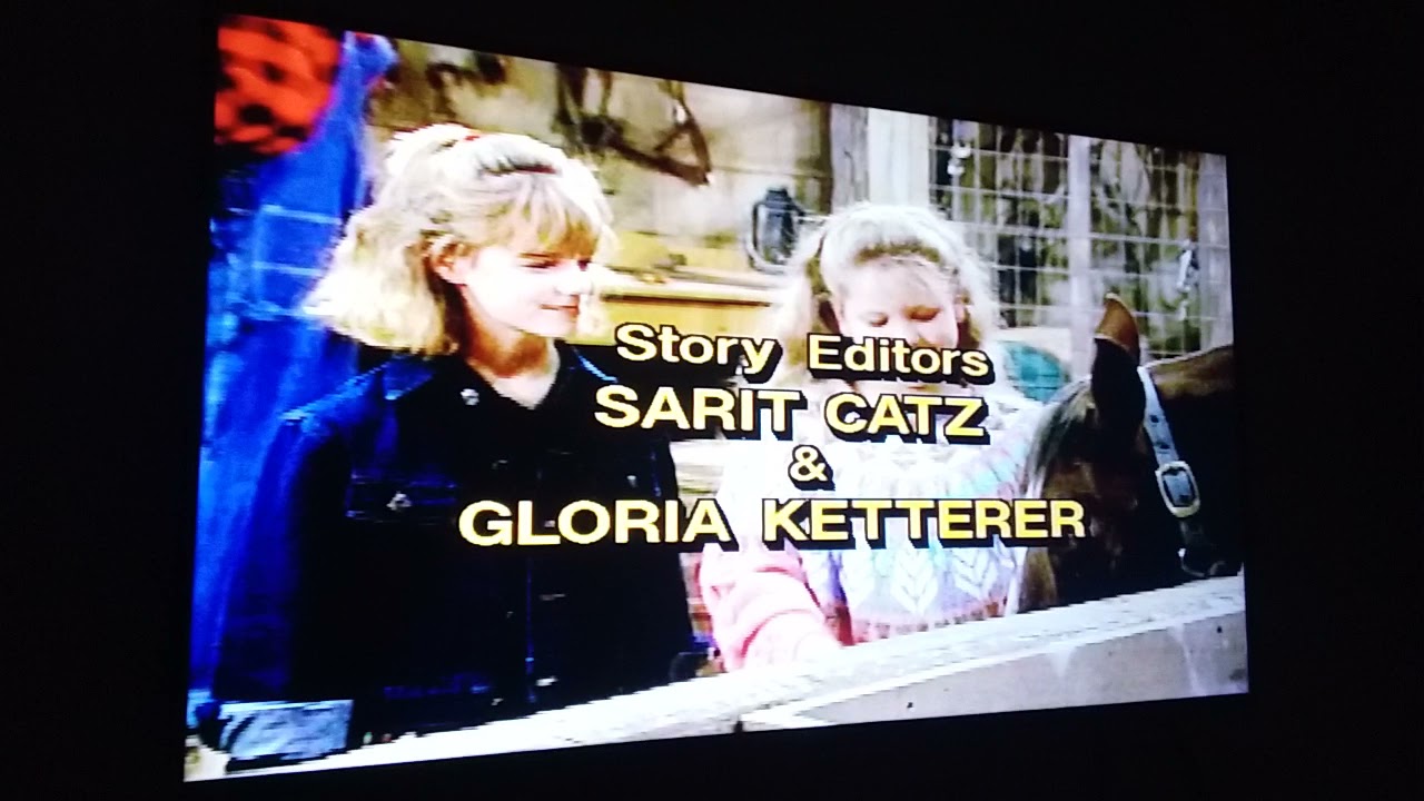 Full House Closing Credits-Looking Back With D.J. And Kimmy - YouTube