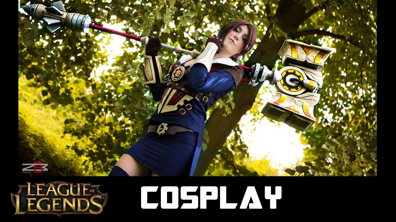 Sexiest League of Legends Girls Cosplay ! #5 - YouTube