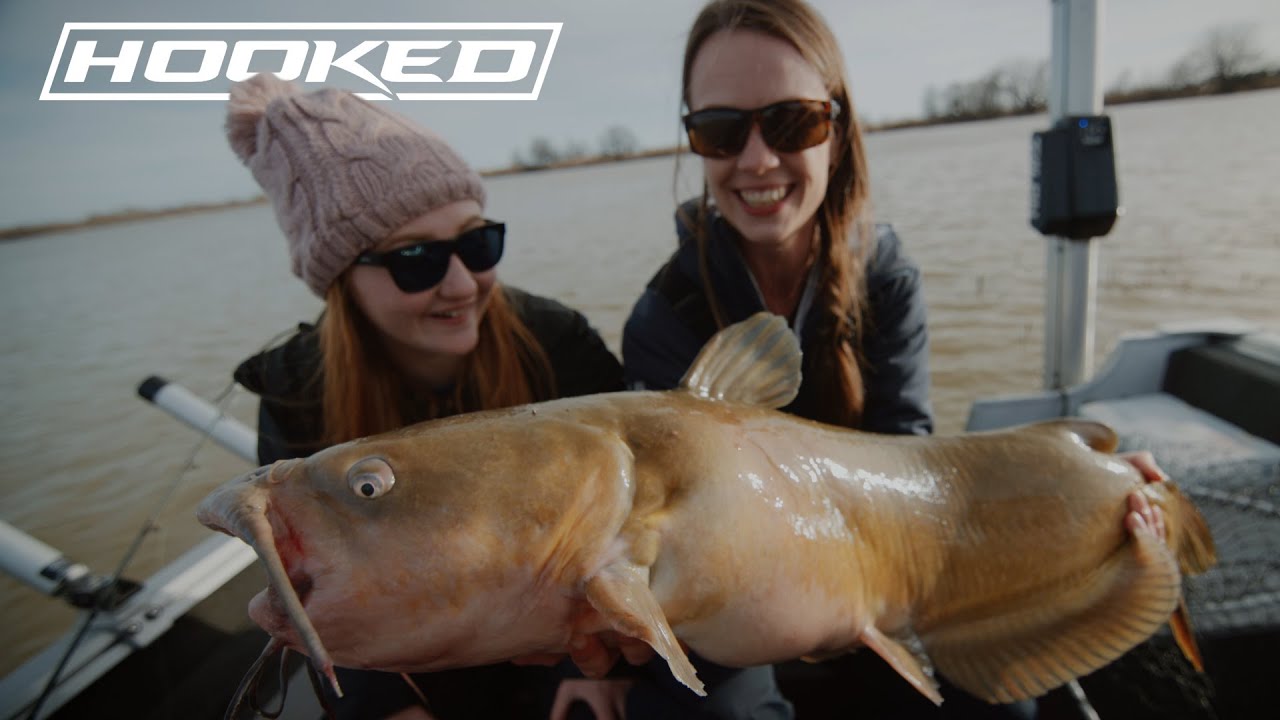 Fishing Spring Channel Catfish on the Grand River - HOOKED Season 2 ...