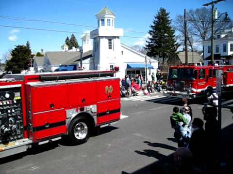 Mystic Fire Department - 2011 Mystic Irish Parade - YouTube