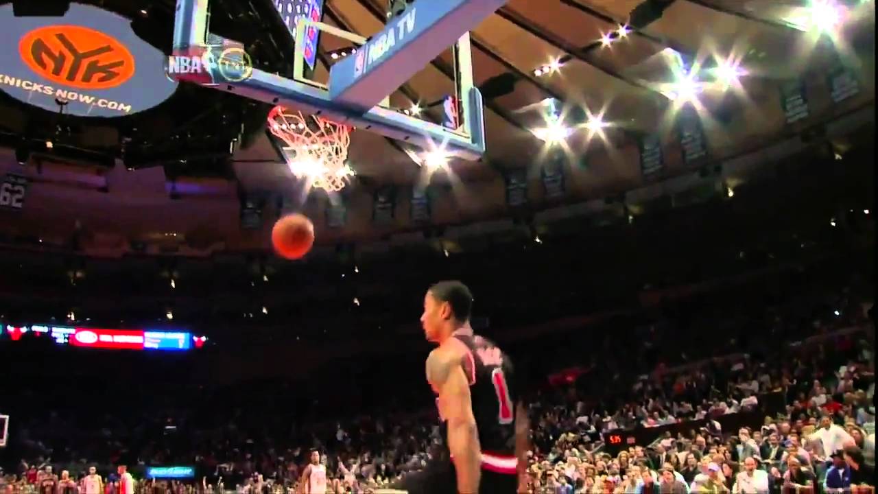 Dunk of the Night: Derrick Rose HUGE Two-Handed Reverse Dunk against ...
